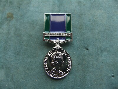 Military Badge Northern Ireland General Service Medal Army Veteran pin ...
