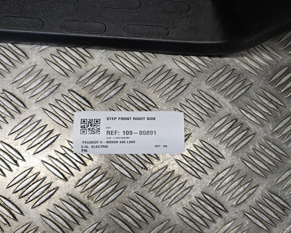 Peugeot E-boxer 435 L3h2 2025 Step Front Right Side | eBay