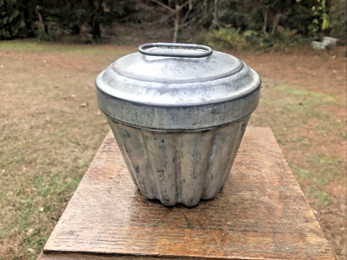 Antique Tin Steamed Pudding or Jello Mold with Locking Lid circa 1920s ...