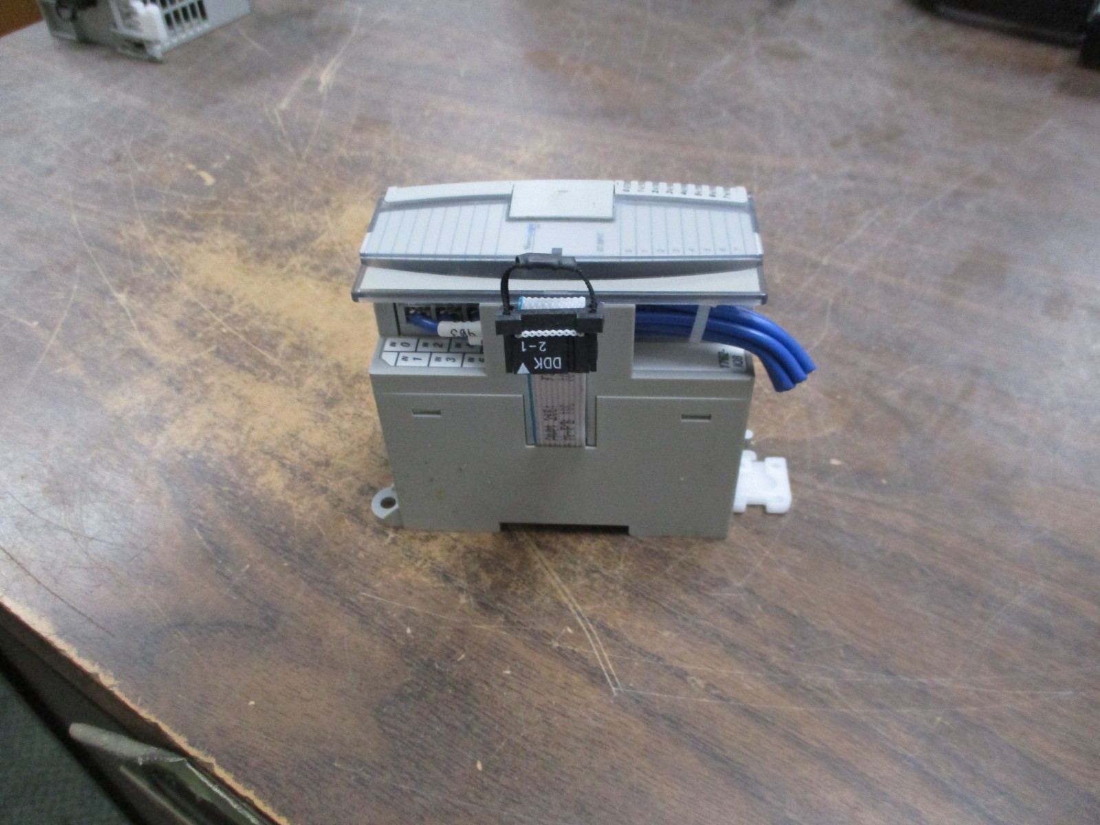 Allen-Bradley MicroLogix 8PT 24VDC Sink/Source Input Module 1762-IQ8 ...