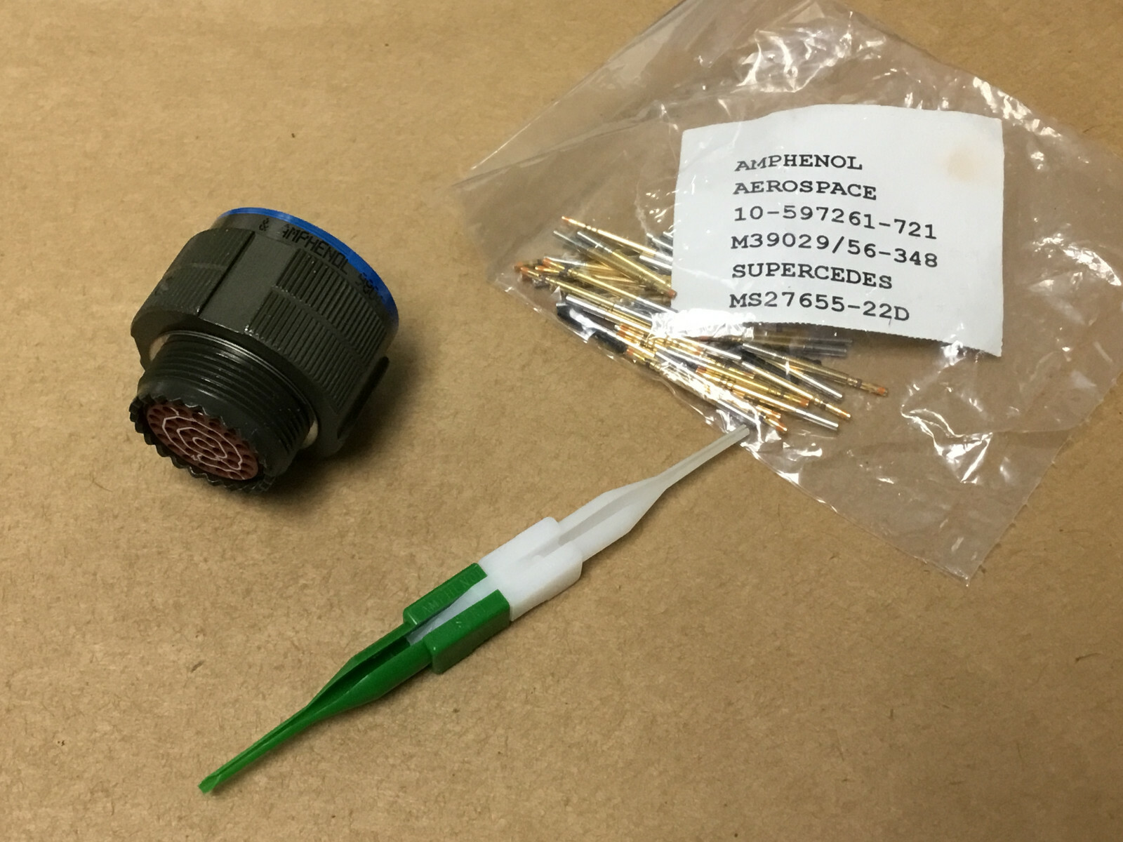 (1 PC) AMPHENOL D38999/26WD35SN Conn Circular SKT 37 POS Crimp STCable ...