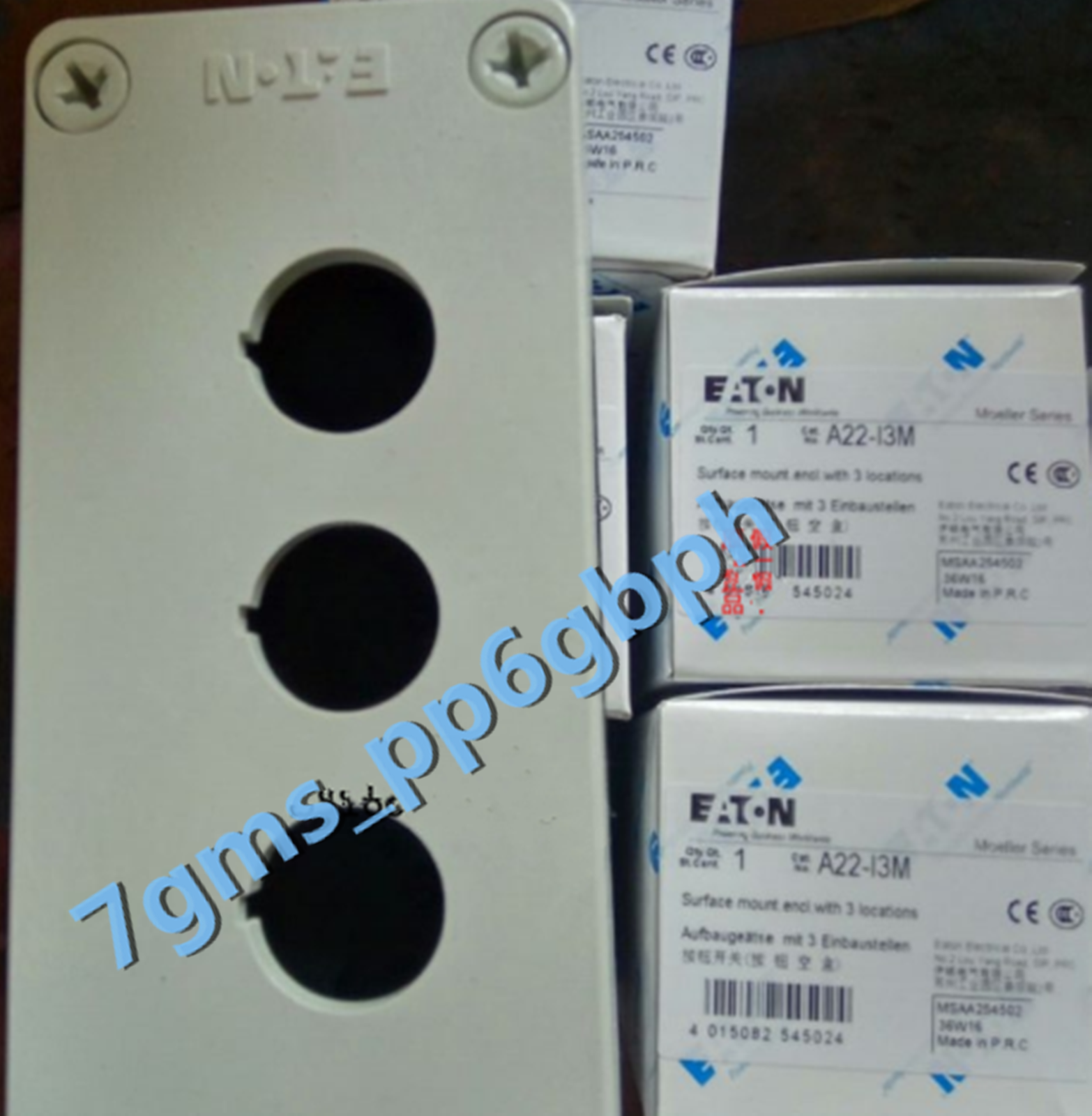 1 PCS NEW EATON button box A22-I3M 3-position button box 3-hole ...
