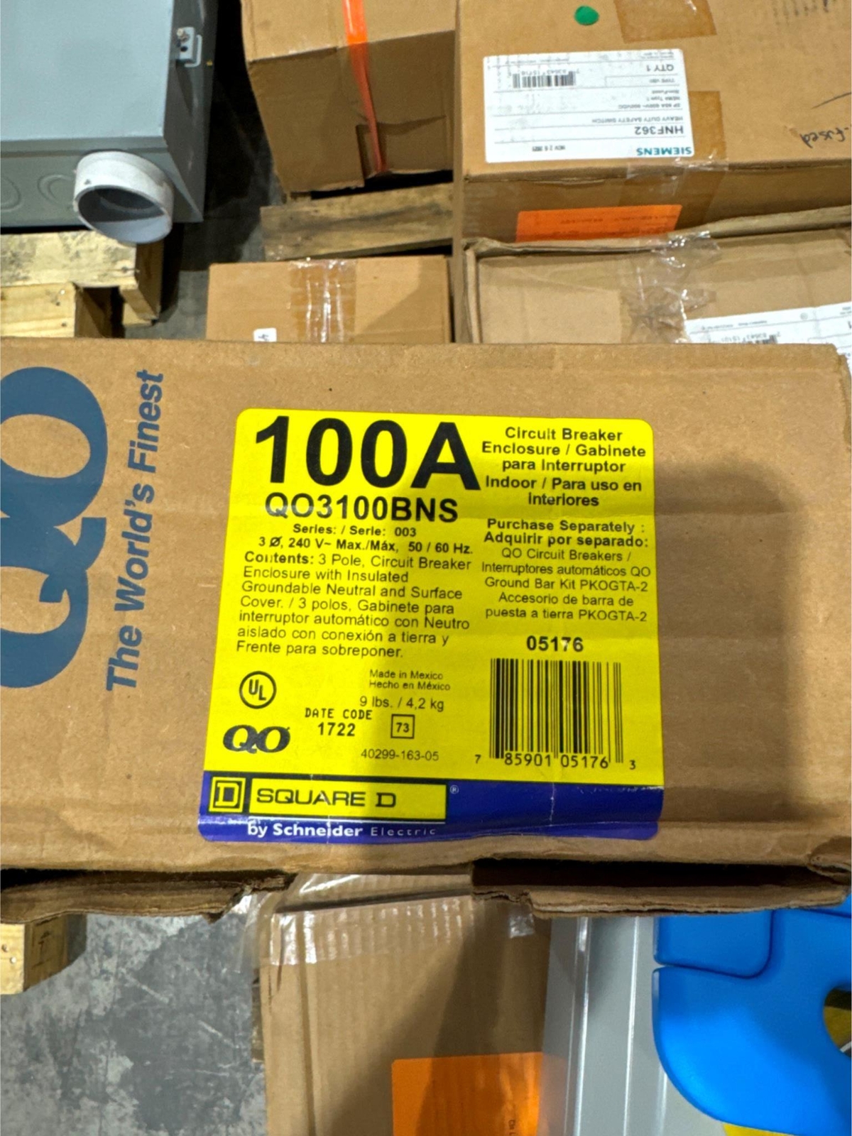 Square D QO3100BNS Circuit Breaker Enclosure 100 Amp 240 VAC Type 1 NOS ...