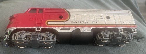BACHMANN HO GAUGE SANTA FE 307 DEISEL ENGINE LOCOMOTIVE | eBay