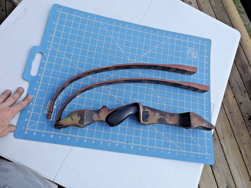 Used Hoyt Easton Reflex Hunter Takedown Backpack Recurve Archery Bow 63 ...