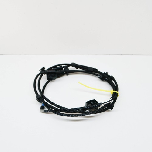 NEW MB GLA X156 WINDSHIELD WASHER HOSE LINE WITH NOZZLE RHD A1768601292 ...