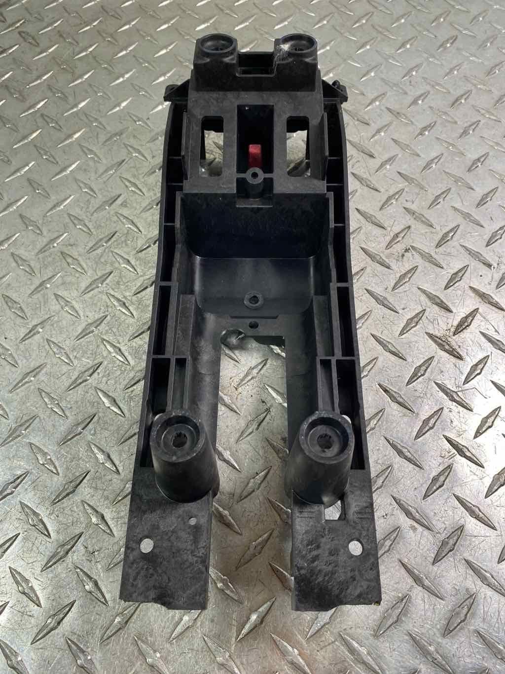 07-15 MINI COOPER R56-R57 HANDBRAKE BRACKET CENTER CONSOLE 6954227 | eBay
