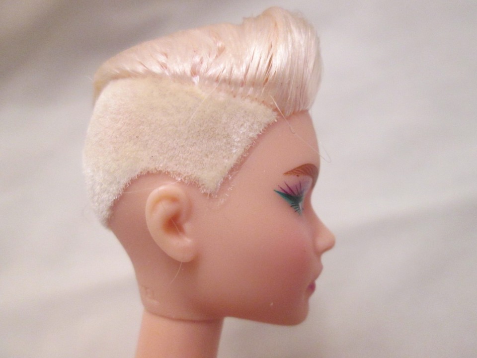 Nude Barbie Looks #8 Doll 2021 Made to Move Body Platinum Blonde Short ...