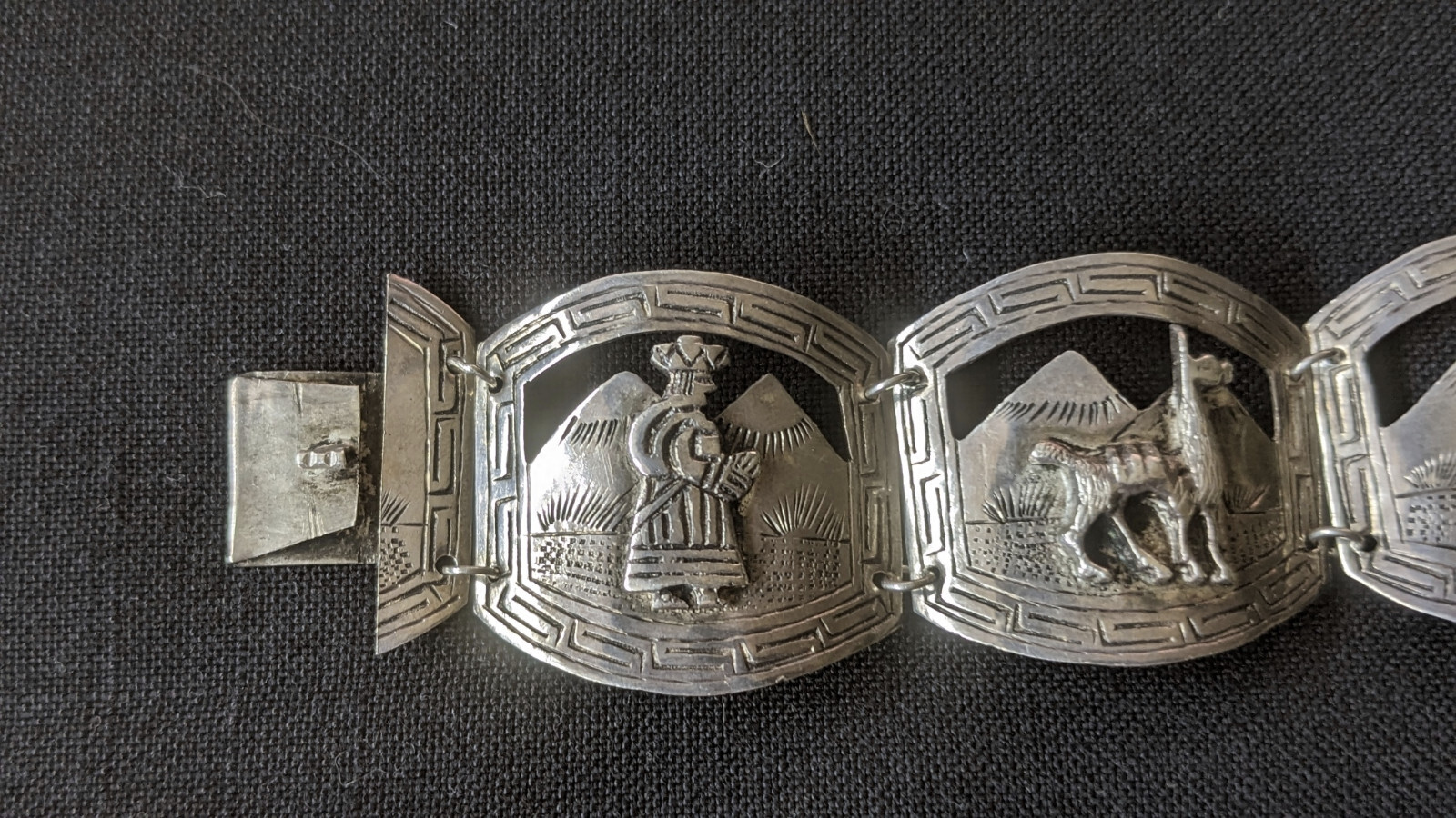 Estate Vintage Peruvian Lama Sterling Silver Four Pan… - Gem