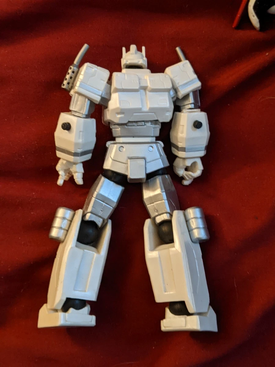 Revoltech Transformers Shockwave