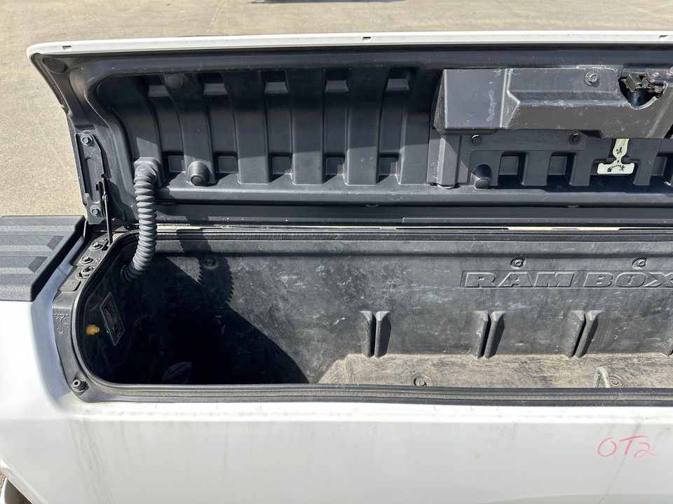 12-23 DODGE RAM 1500 6'4 BOX BED STORAGE IN SIDE, BRIGHT WHITE CLEAR ...