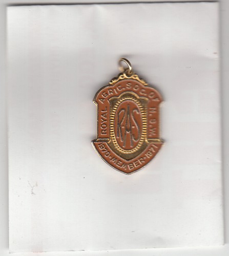 Royal Agricultural Society of NSW-RAS-1970/1971-Member Badge | eBay
