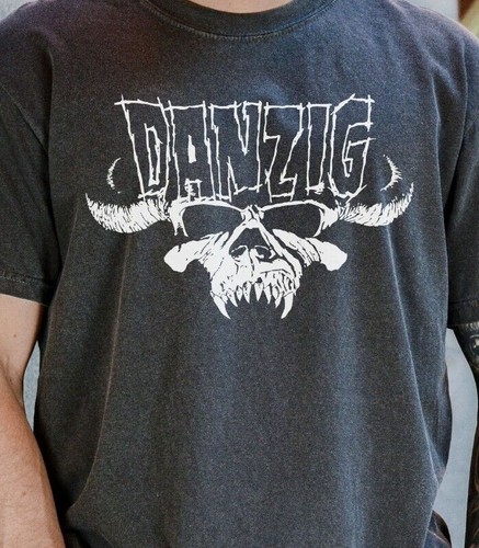 Danzig Crystar Skull T-Shirt 80s Punk on Vintage Black Comfort Colors ...