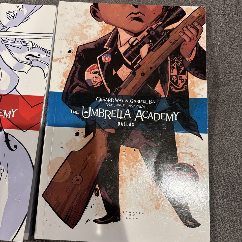 The Umbrella Academy, Vol. 1 & 2 paperback Gerard Way|Gabriel Ba ...