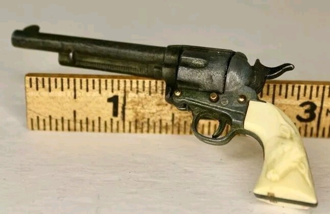Vintage Miniature Toy Colt Six Shooter 3.5" Long Horn Steer Heads On ...