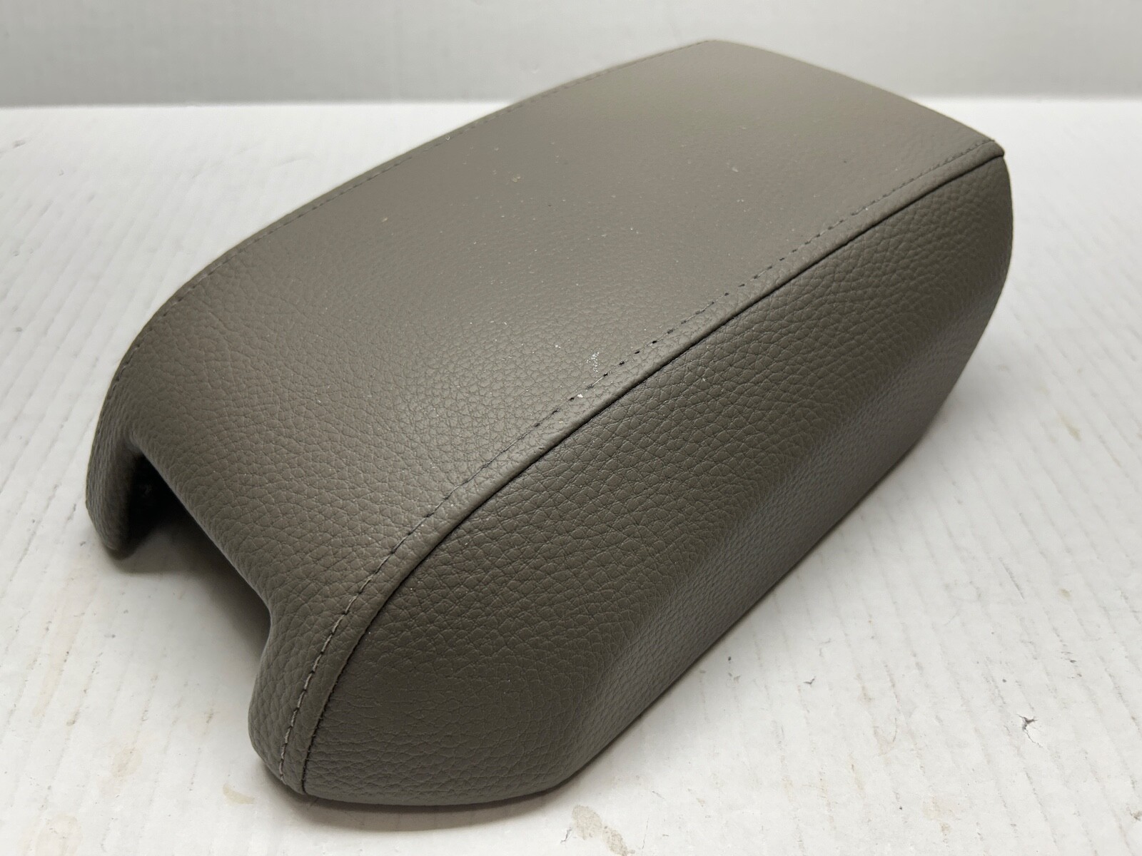 2003 to 2009 Volvo Xc90 Center Console Lid Cover Armrest Dark Grey 2006 ...