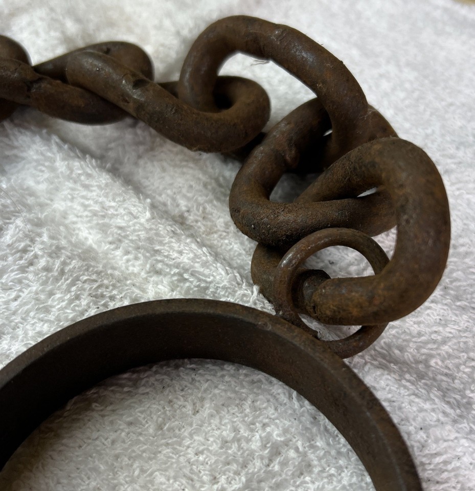 Vintage Old Antique Iron Handcrafted Heavy Chain Leg Irons Shackles ...