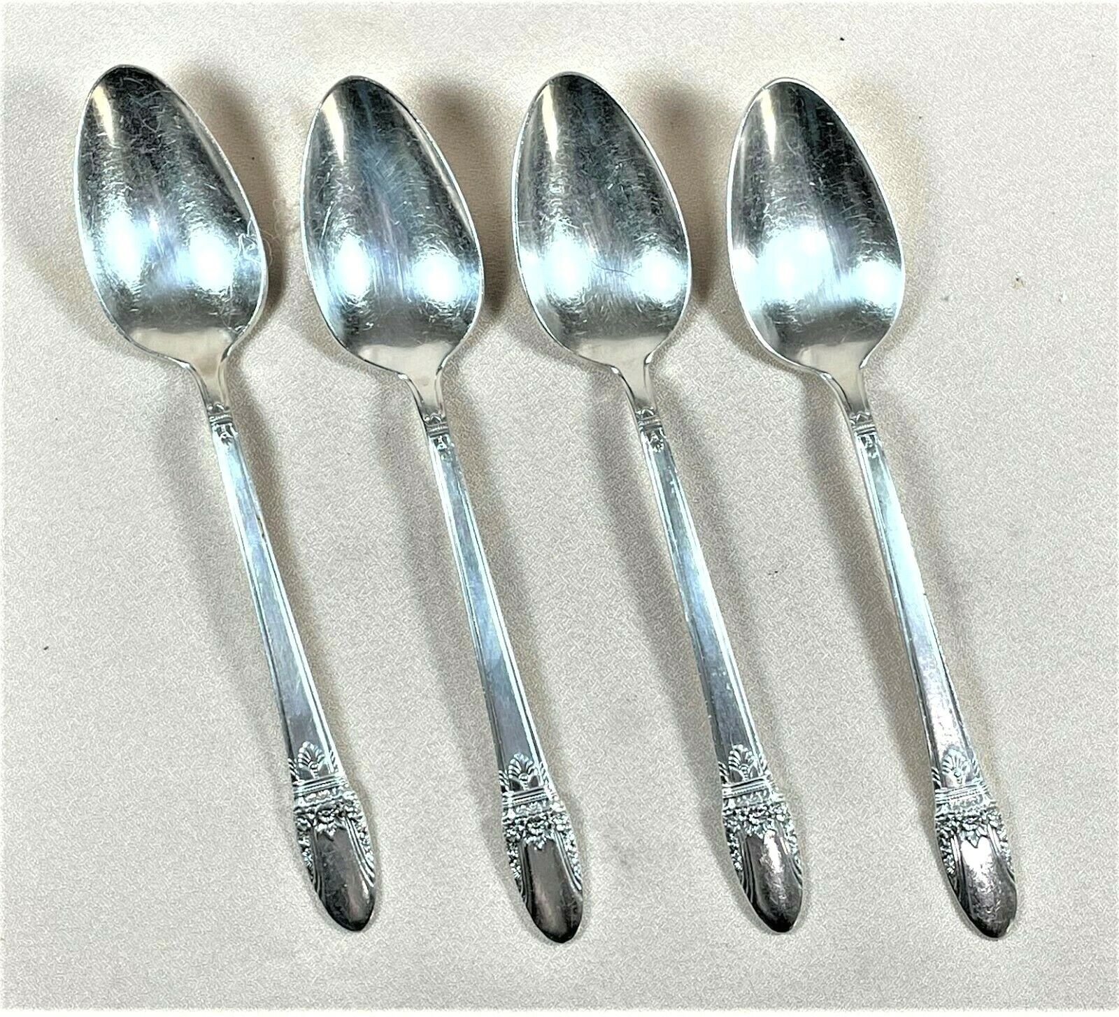1847 Rogers International Silverplate FIRST LOVE Set of 4 Teaspoons ...