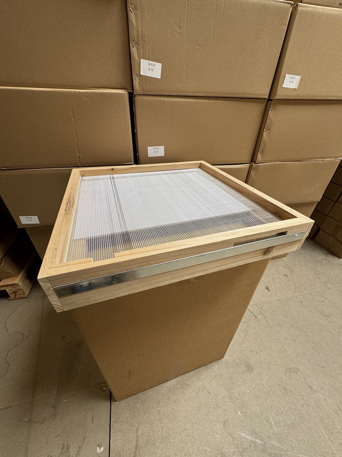 2 Mesh Floors For National Beehive, Varroa Inspection Tray &Entrance ...