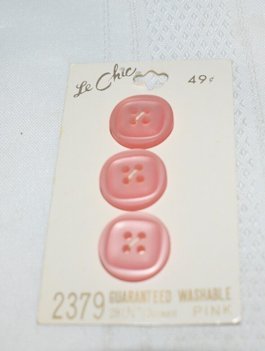 Le Chic Pink Round 4-hole Buttons On Card Washable Made in Japan 2379 ...