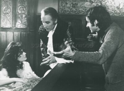 EDOUARD MOLINARO CHRISTOPHER LEE DRACULA PÈRE ET FILS 1976 PHOTO ...