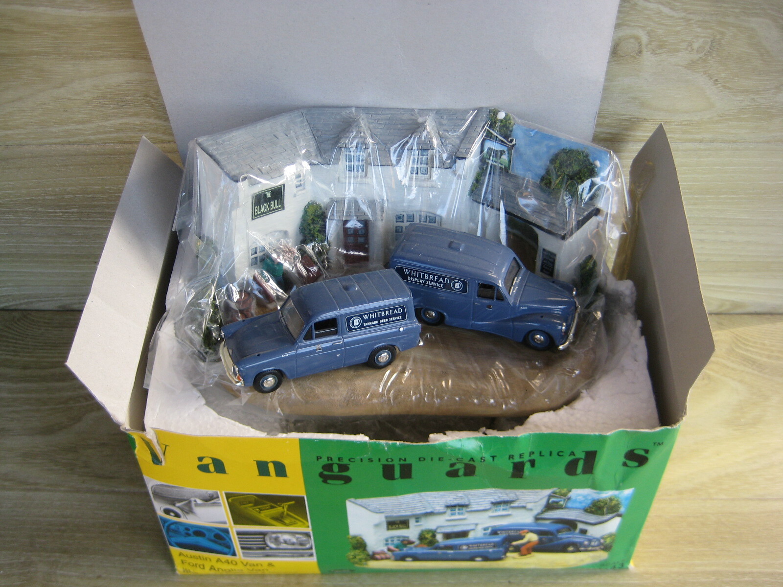 VANGUARD MODELS BD1002 WHITBREAD 2 PIECE SET & DIORAMA A40 & ANGLIA VANS 1/43 | eBay UK