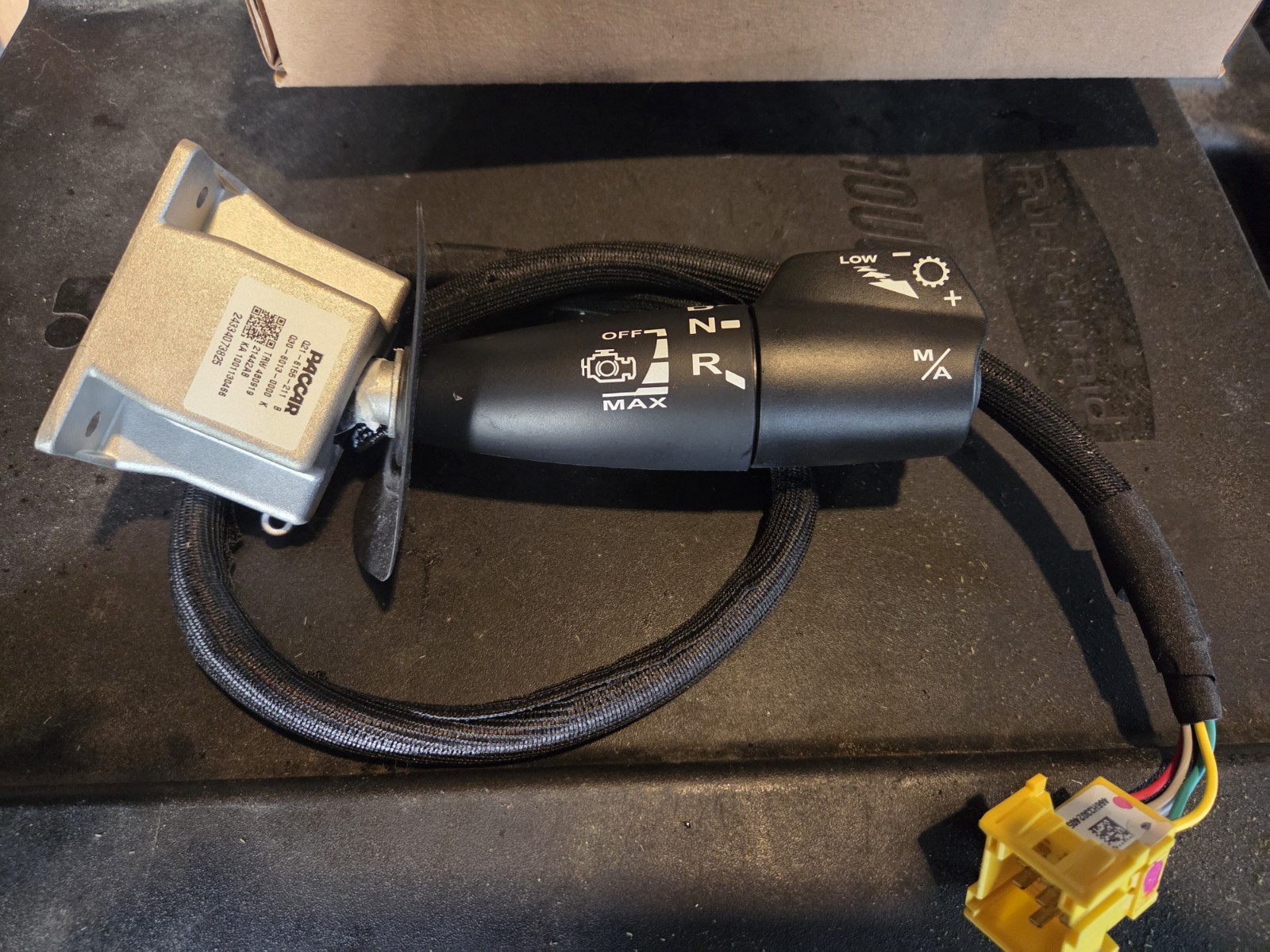 OEM Paccar Q21-6155-211 Stalk Shifter Shift Control Controller for sale ...