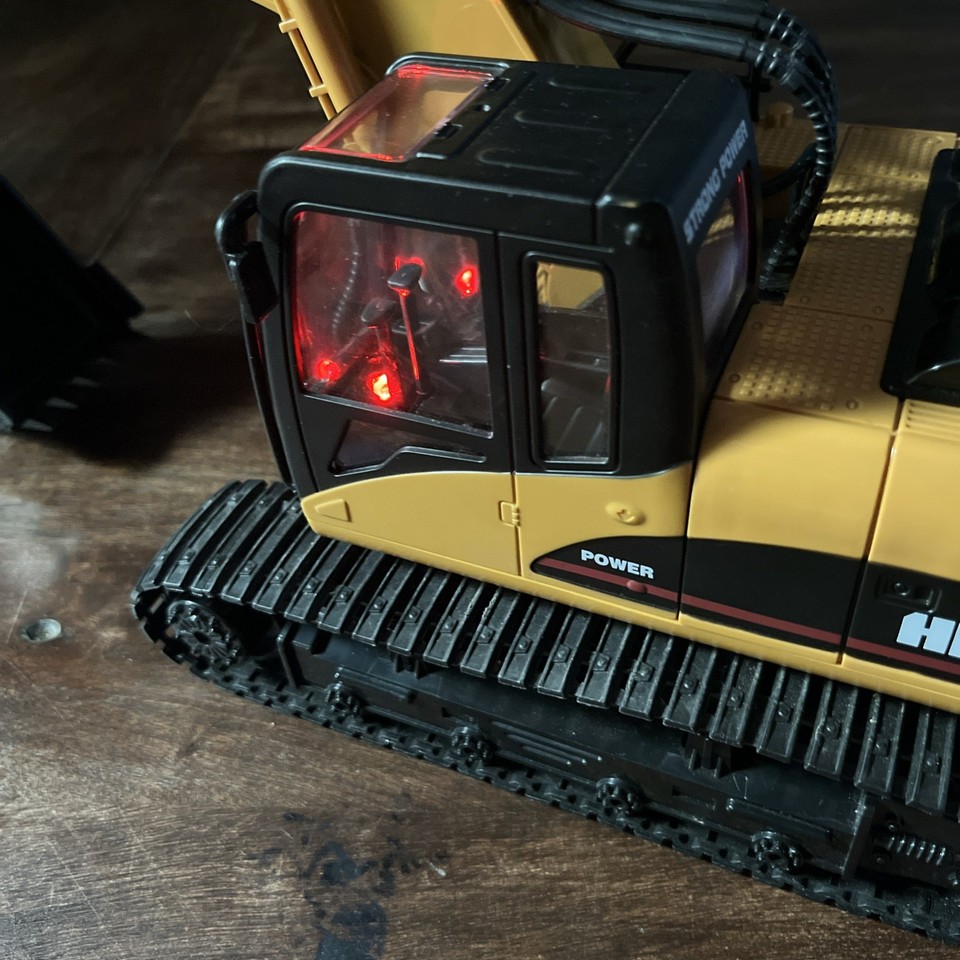 Huina RC Digger Excavator 1/14 Scale Remote Controlled Excavator With ...