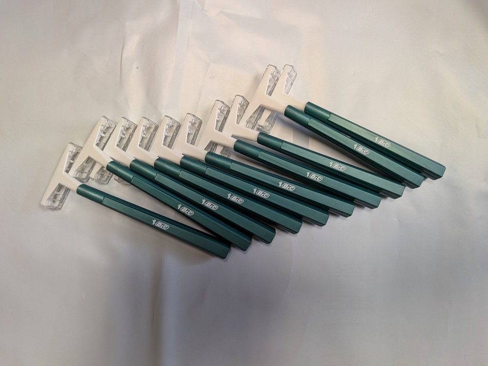 10*BiC Twin Select Sensitive Skin Men's Disposable Shavers Total 100 ...