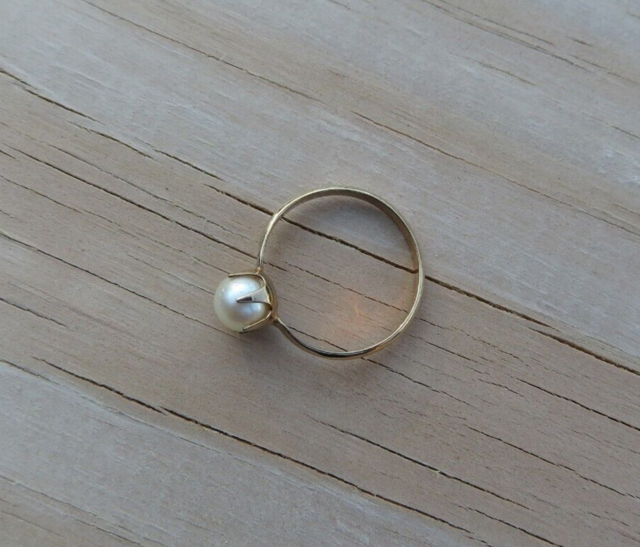 NOS Vintage 1970s Fake Pearl Golden Metal Crown Prong Setting Finger ...