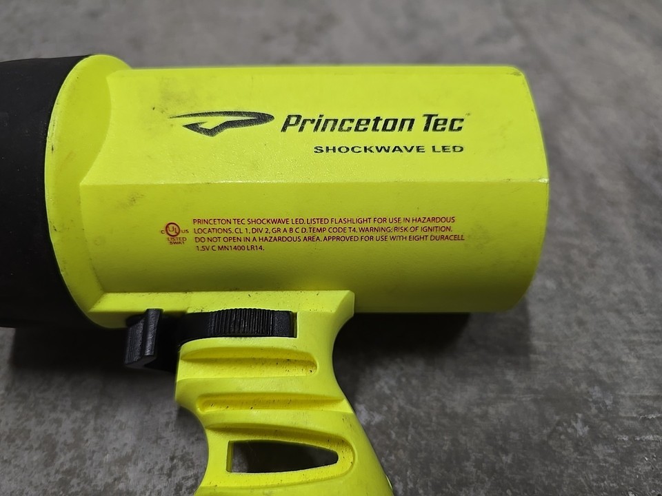 Princeton Tec Shockwave LED Dive Light | eBay