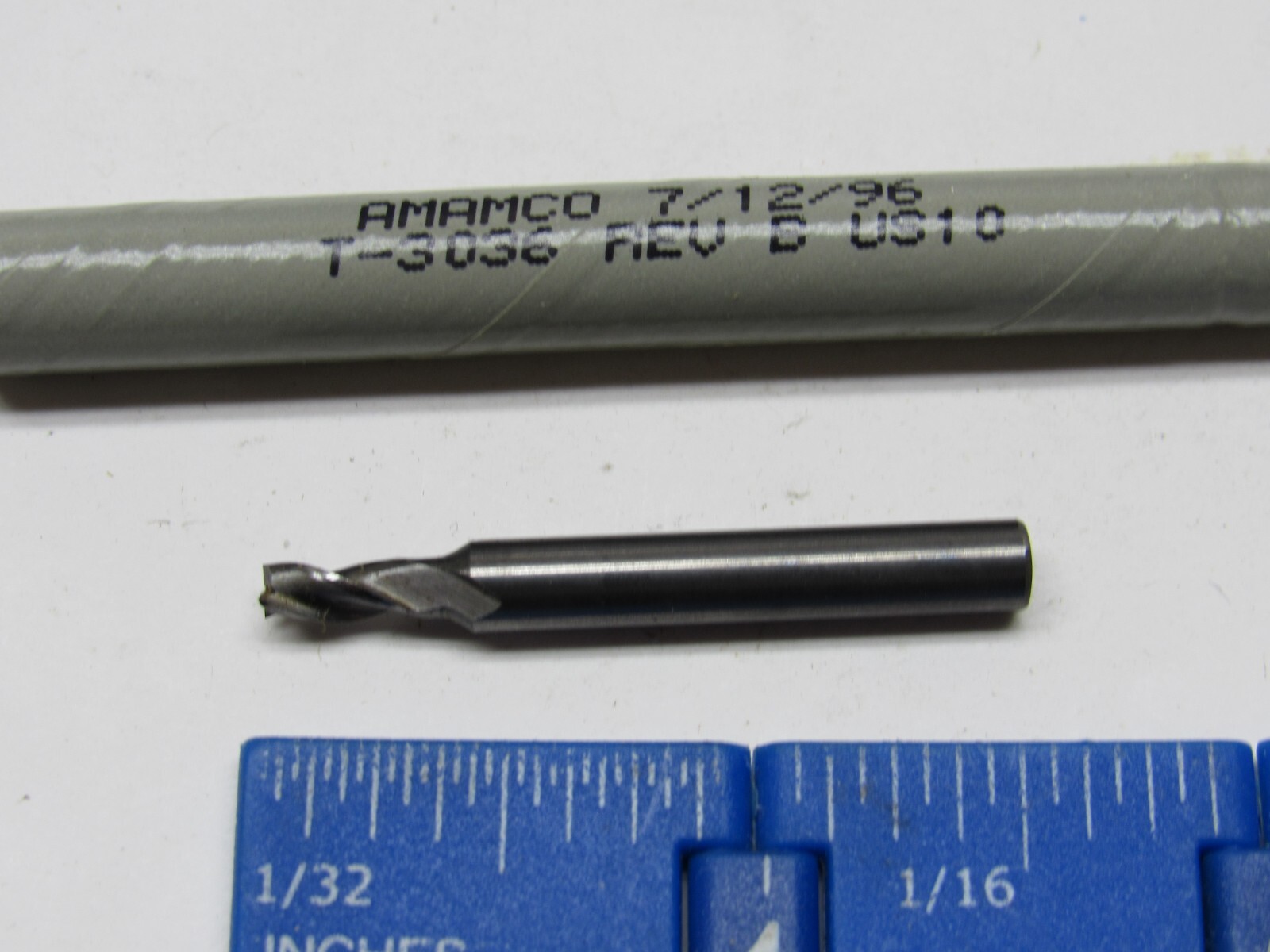 AMAMCO 1/8" 3-FLUTE CENTER CUTTING SOLID CARBIDE STUB END MILL | eBay
