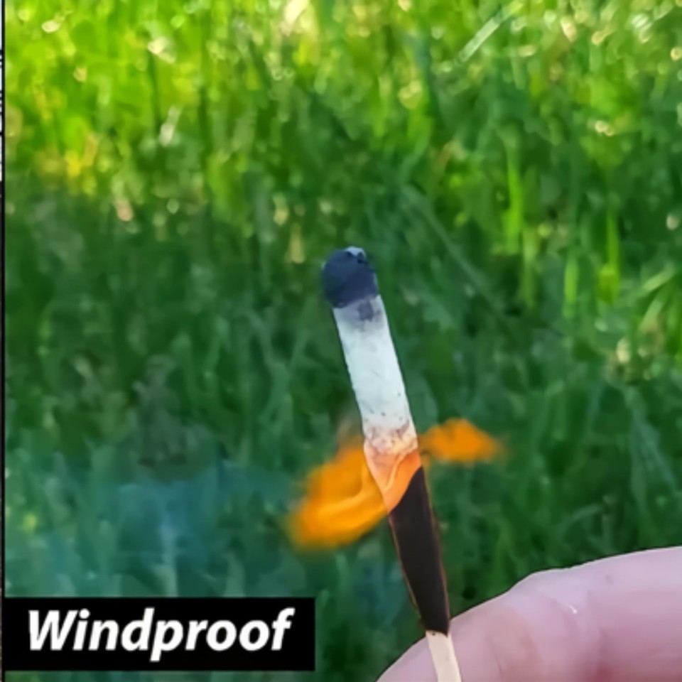 Survival Waterproof Matches Kit – 20/40/60 Fire Matches + Extra Striker ...