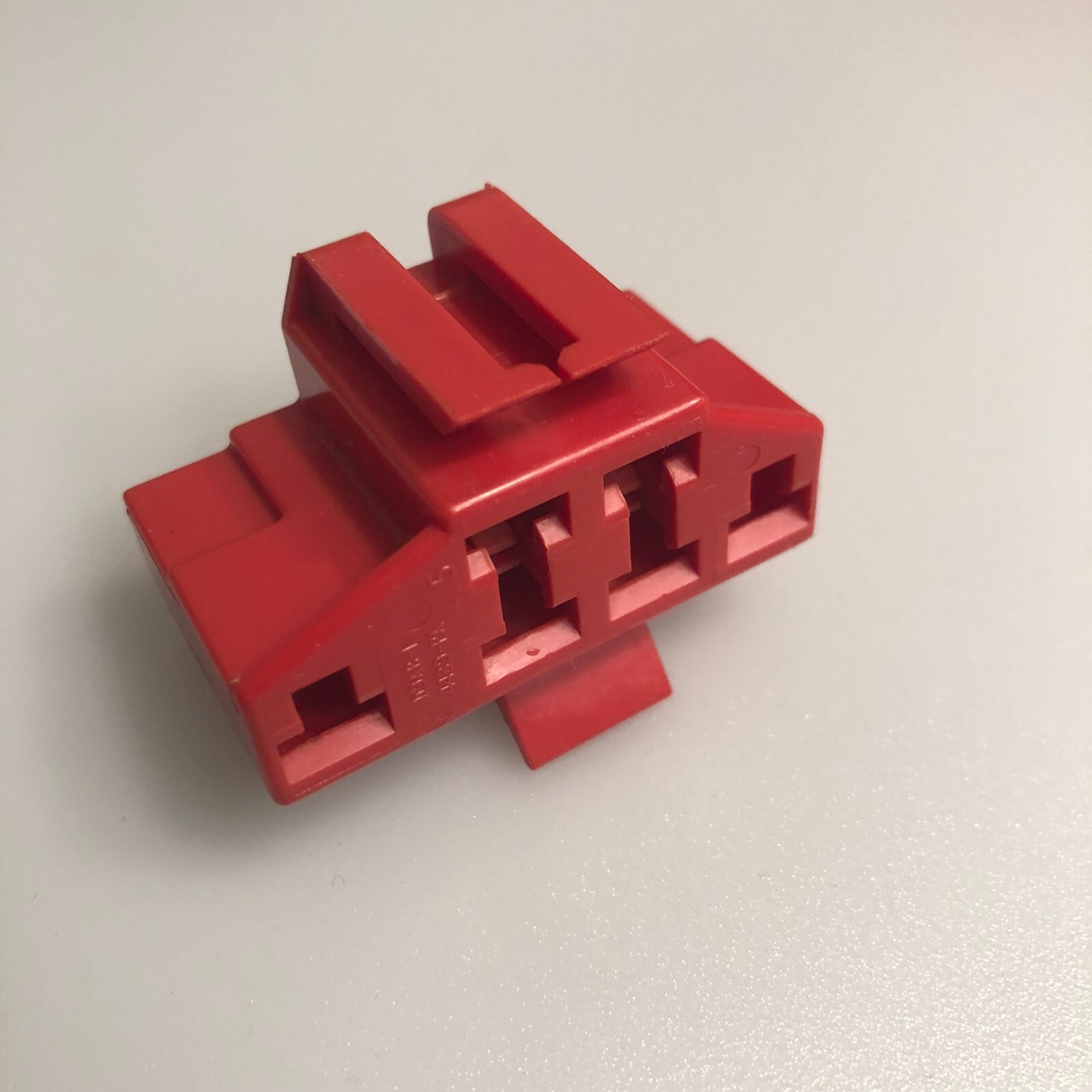 Ford OE EEC-IV & ABS Self-Test Diagnostic Connector Sleeve Plug Cavity ...