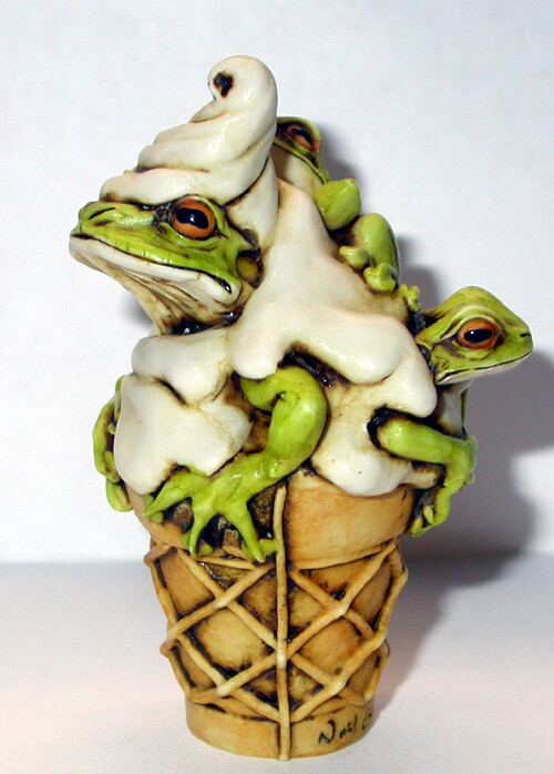 Neil Eyre Eyredesigns Tree frog frogs ice cream waffle wafer vanilla ...