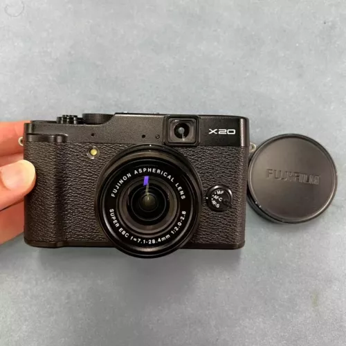 FUJIFILM Fuji X Series X20 12.0MP 4x Optical Zoom Digital Camera F2.0-2 ...