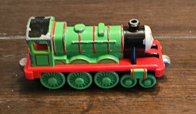 2002 Thomas The Train Engine (HENRY) Die Cast Metal/Magnets | eBay
