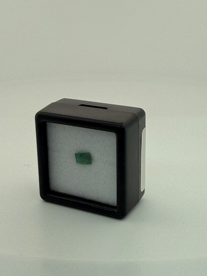 Natural Emerald Square 0.36Ct | eBay UK