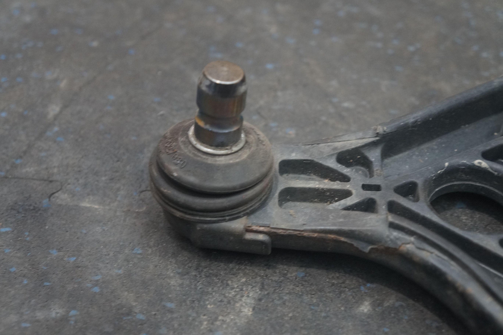 Front Suspension Right Upper Control Arm 1027327-00-d Oem Tesla Model X ...