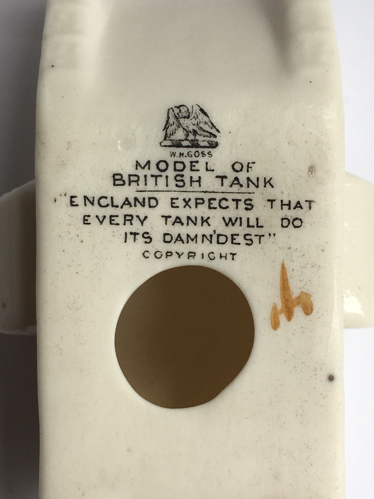 Potton Manor W.H Goss Crested China WW1 British Tank Manor Of Potton ...