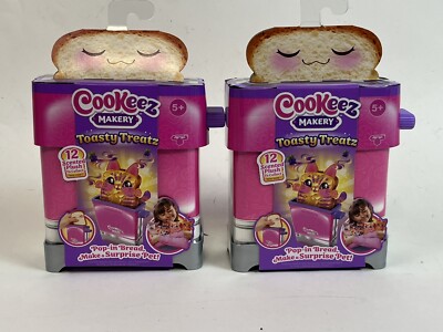 Cookeez Makery Toasty Treatz Toaster Oven Scented Plush Doll Set of 2 ...