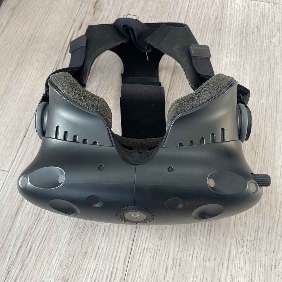 HTC Vive - Virtual Reality (VR) Headset only 821793048235| eBay