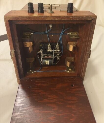 Hamilton Model 21. "Break-Circuit" Ships Marine Chronometer Box, Ultra ...