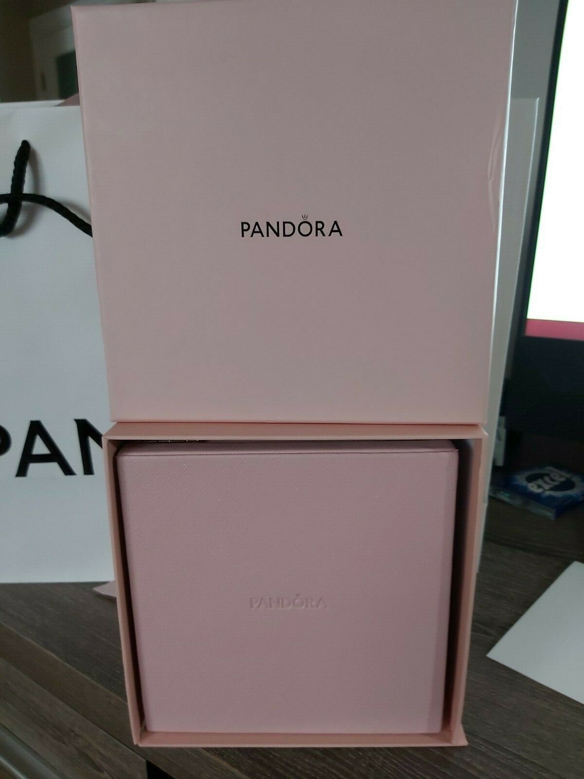 NEW AUTHENTIC PANDORA SMALL PINK LEATHER JEWELRY BOX A004 | eBay
