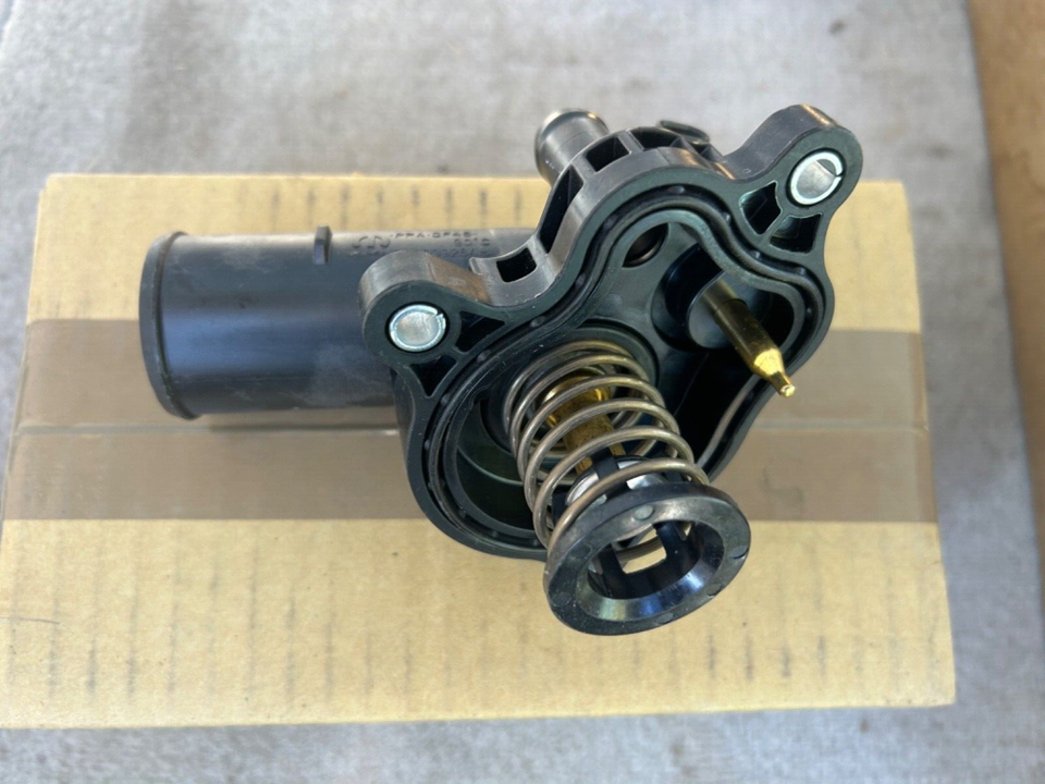 Genuine 2016 - 2022 Jeep Wrangler OEM NEW 3.6 V6 Thermostat / Housing ...