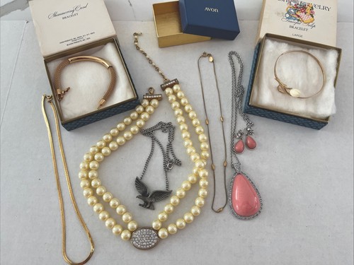 Vintage Avon Jewelry Lot Of 7 Pieces | eBay