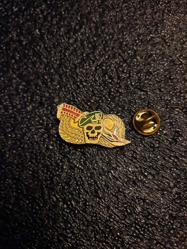 Pin's Crâne Skull Squelette Mort Death Military Militaire Army - Pin ...