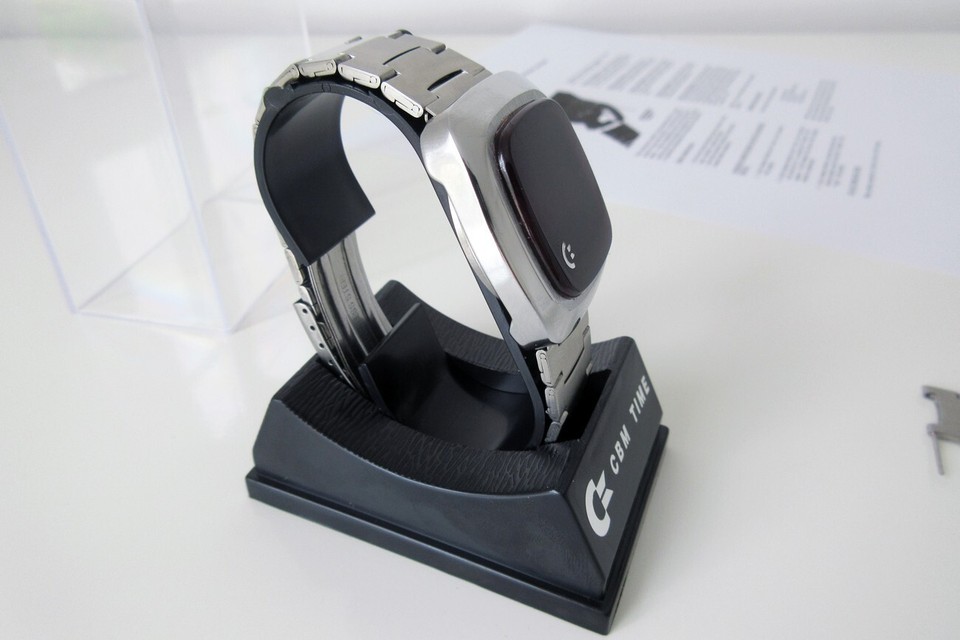 Men's SS Boxed NOS 1976 COMMODORE LED Digital Retro Quartz Watch CBM ...