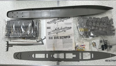 Lindberg Blue Devil Destroyer Fletcher Class Kit 815M 3ft | eBay