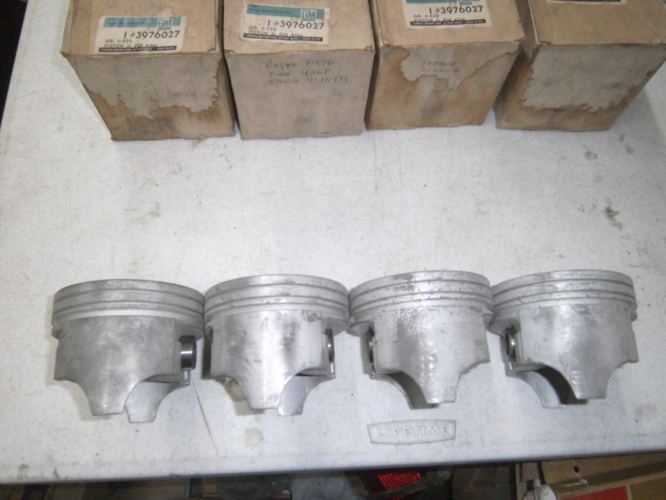 4) NOS 1970 Chevrolet Corvette 454 030 LH Pistons 70 GM Chevelle ...